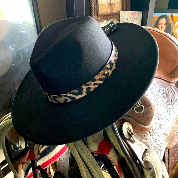 Styline | Accessories | Black With Cheetah Band Felt Cowgirl Hat | Poshmark